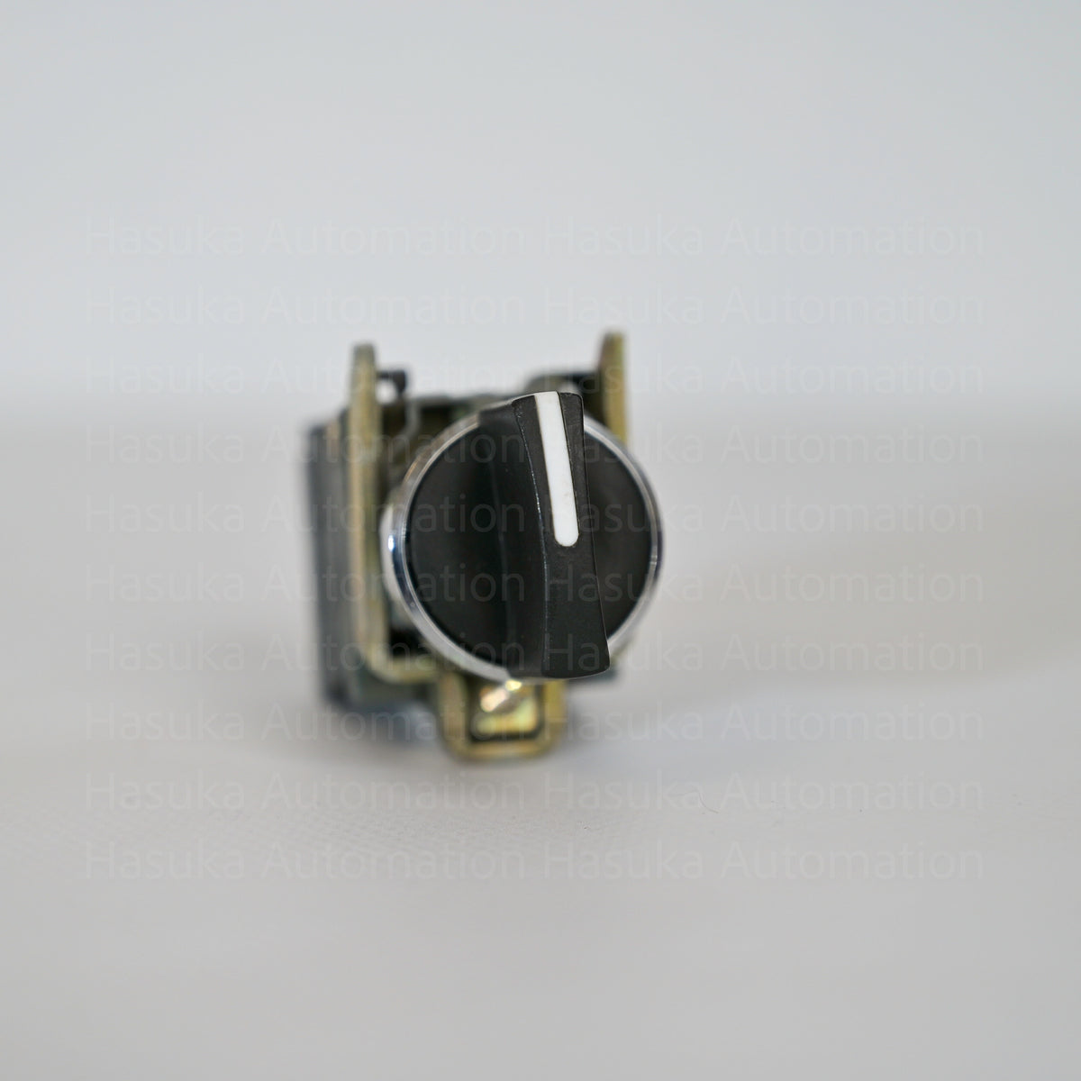 XB4BD33 3POS Selector Switch Schneider Electric – Hasuka Automation